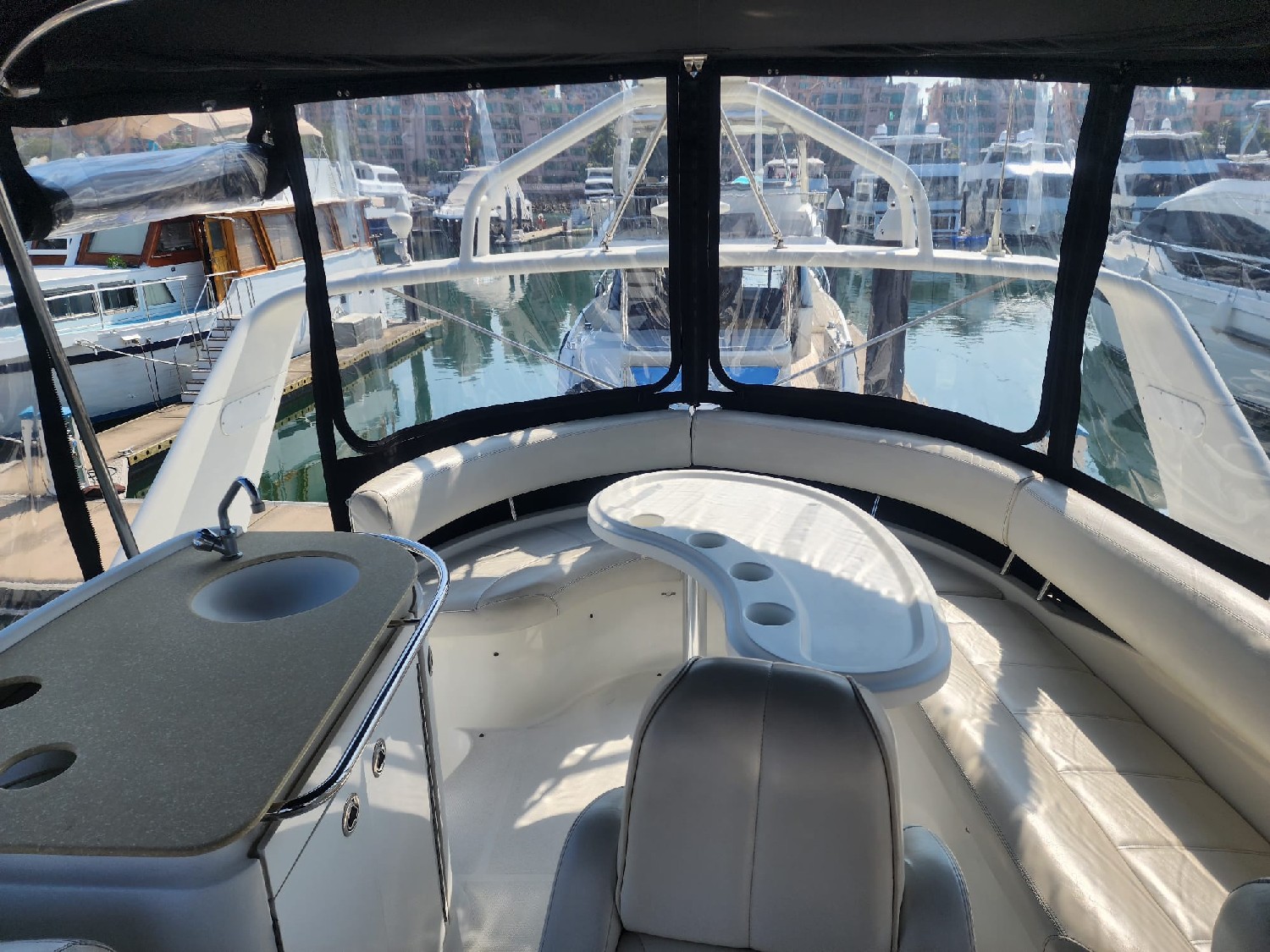 Carver 44 - Extraordinarily Spacious and High Quality