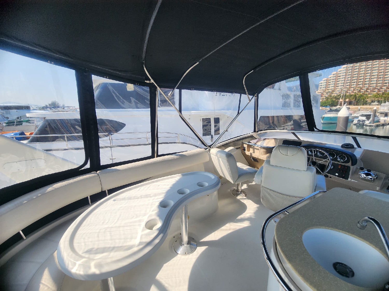 Carver 44 - Extraordinarily Spacious and High Quality