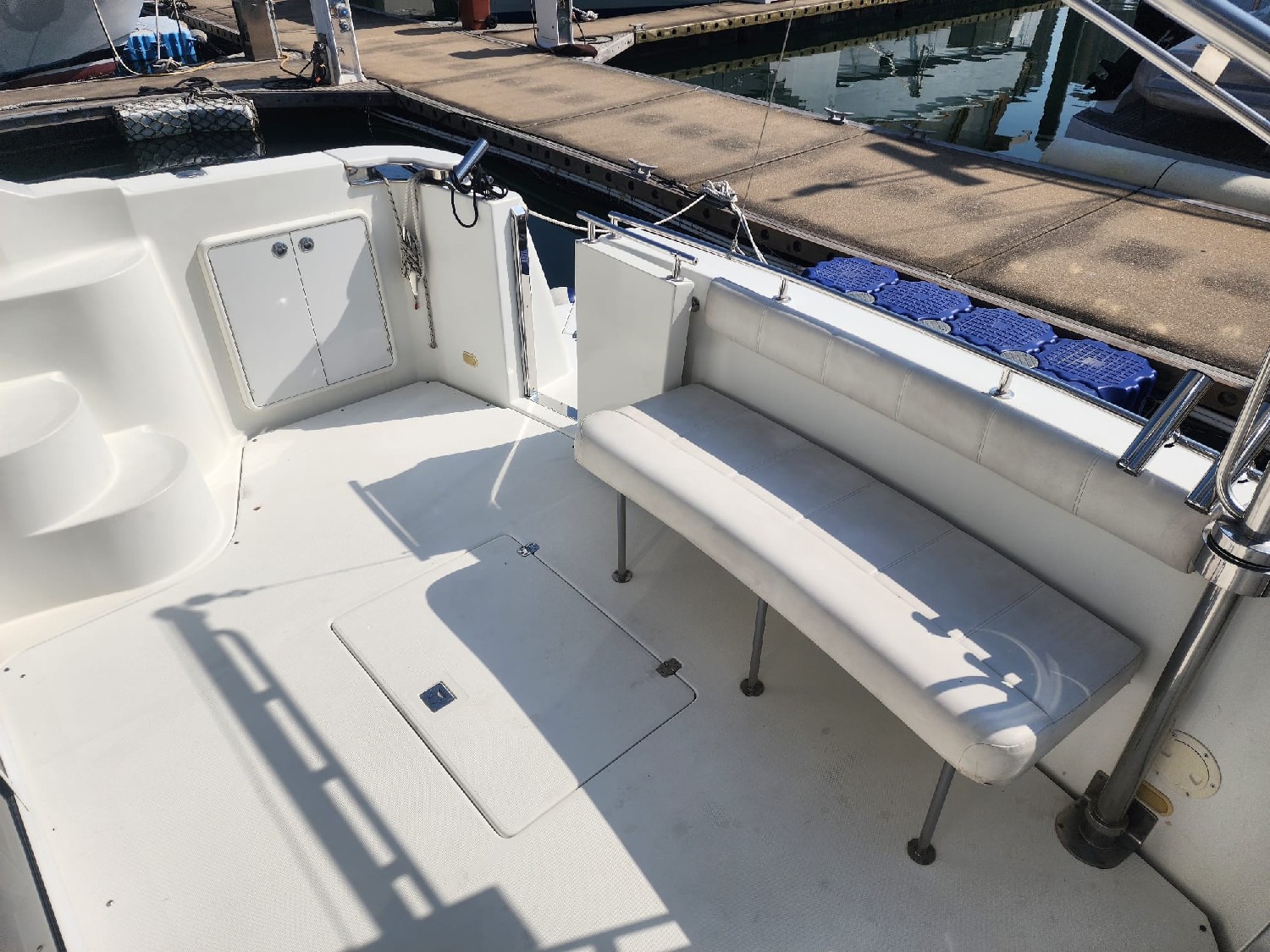 Carver 44 - Extraordinarily Spacious and High Quality