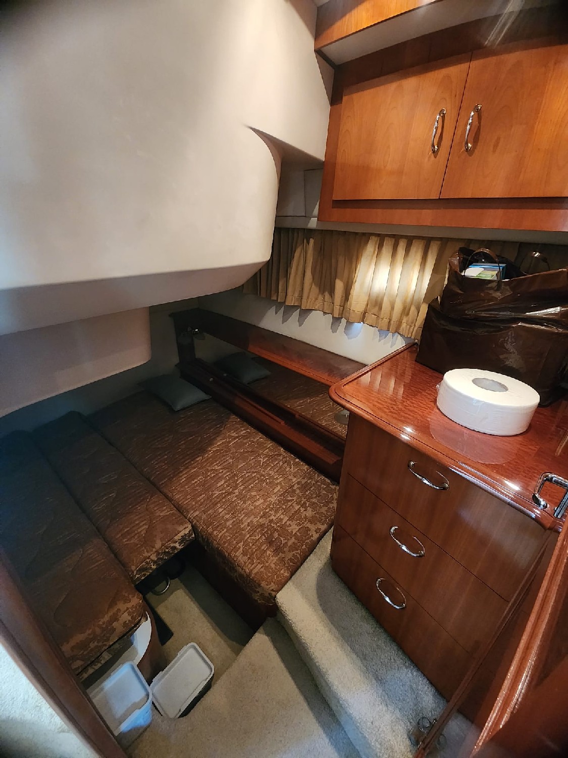 Carver 44 - Extraordinarily Spacious and High Quality