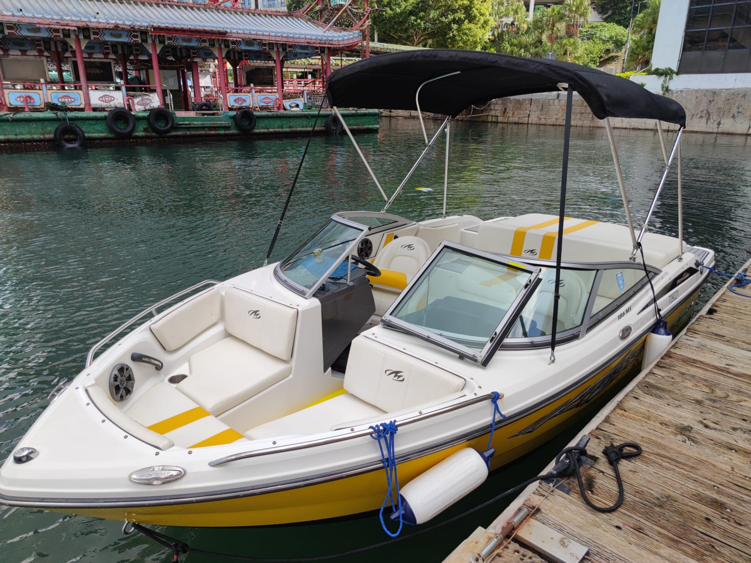 Monterey 186, is tough & perfect small boat for Hong Kong