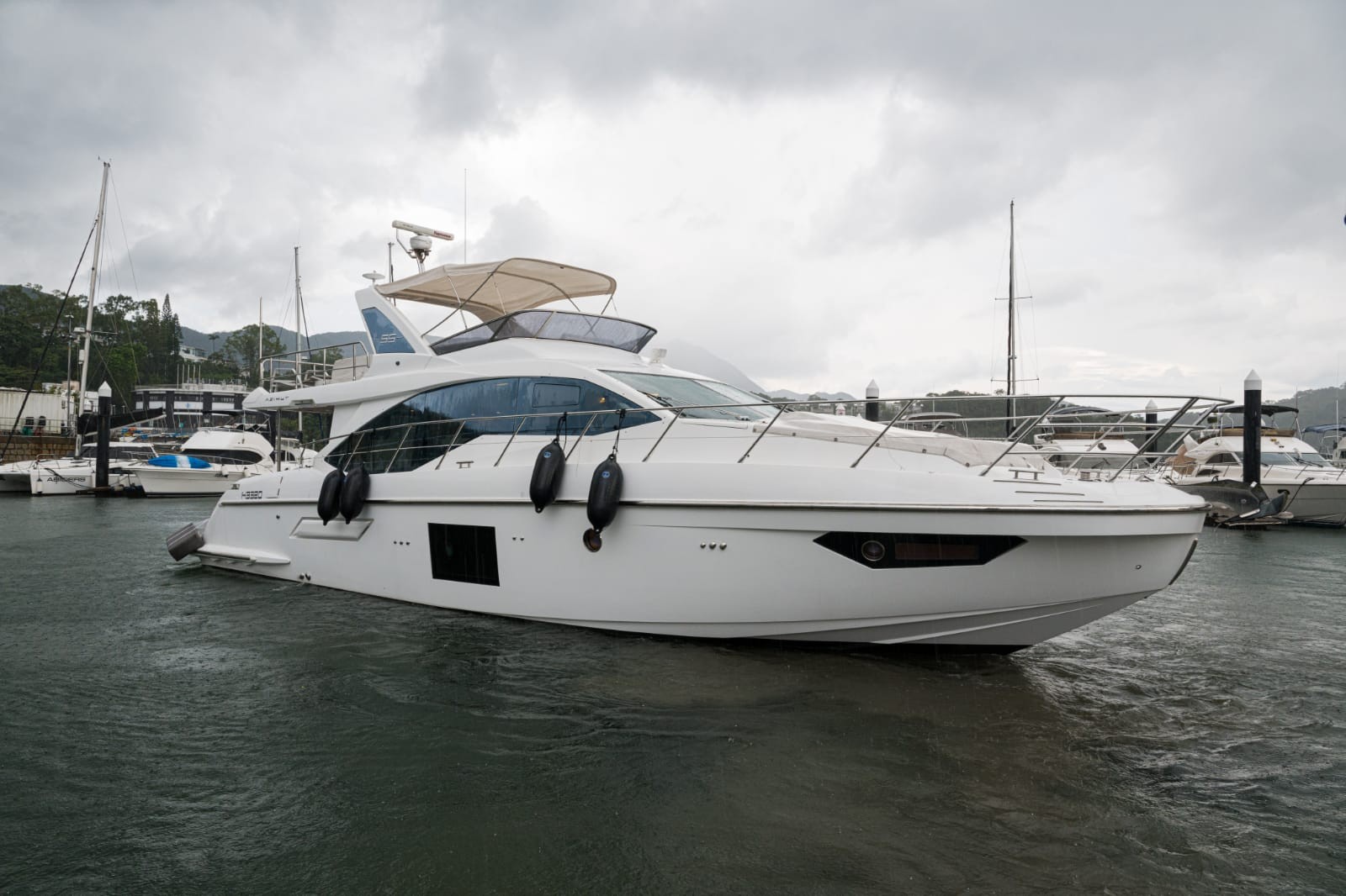 Azimut 55 - one of the most beautifully designed yachts